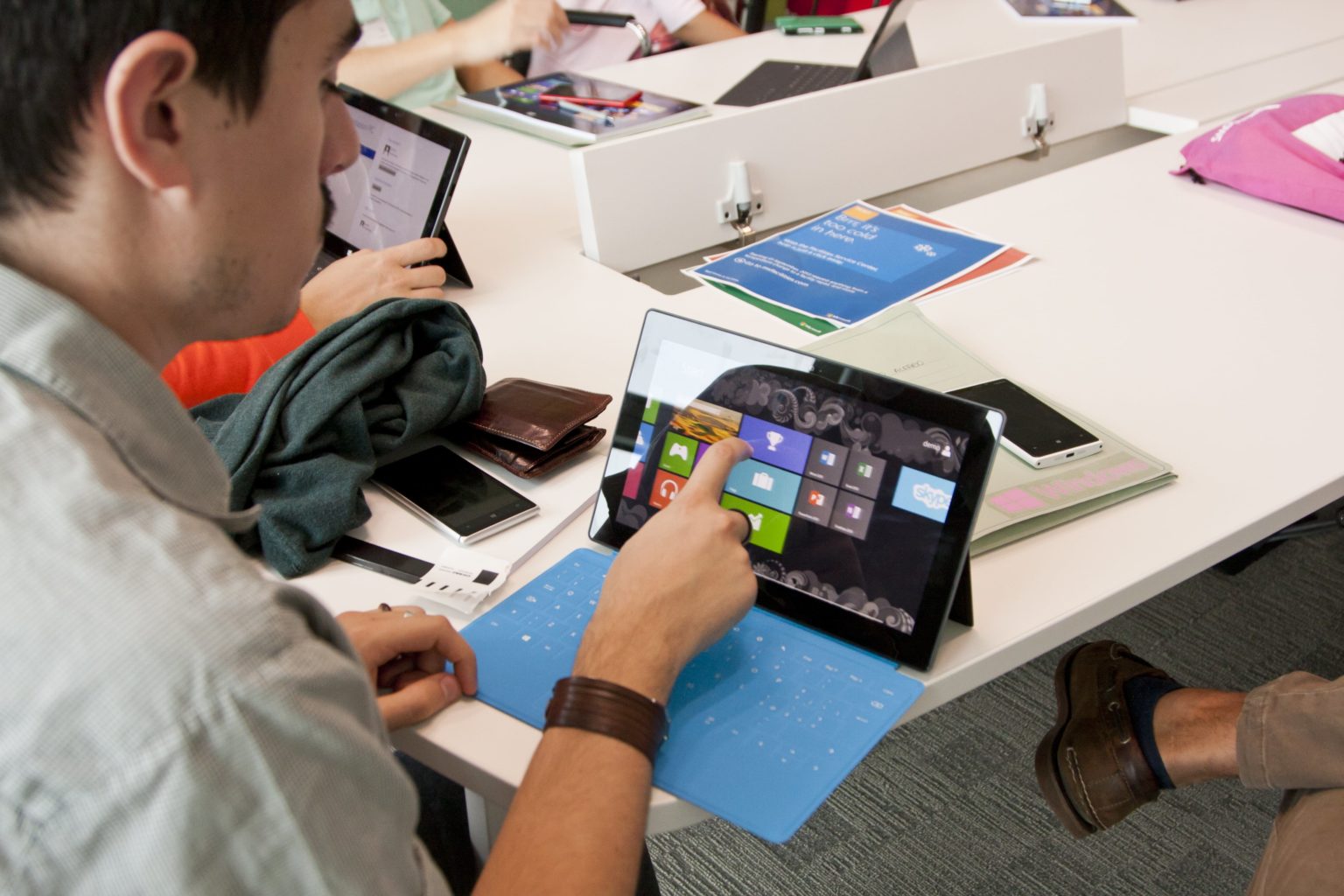 MICROSOFT - UniversityBox Agency